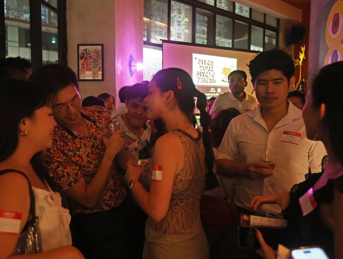 'Authentic connections': As more singles shun dating apps, some seek ...