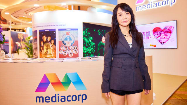 Angie Chai - 8world Entertainment Lifestyle