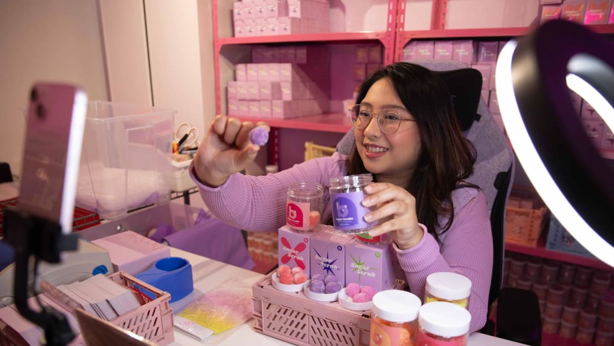 From selling laundry pods to body scrubs, young livestreamers are ... From selling laundry pods to body scrubs, young livestreamers are ...