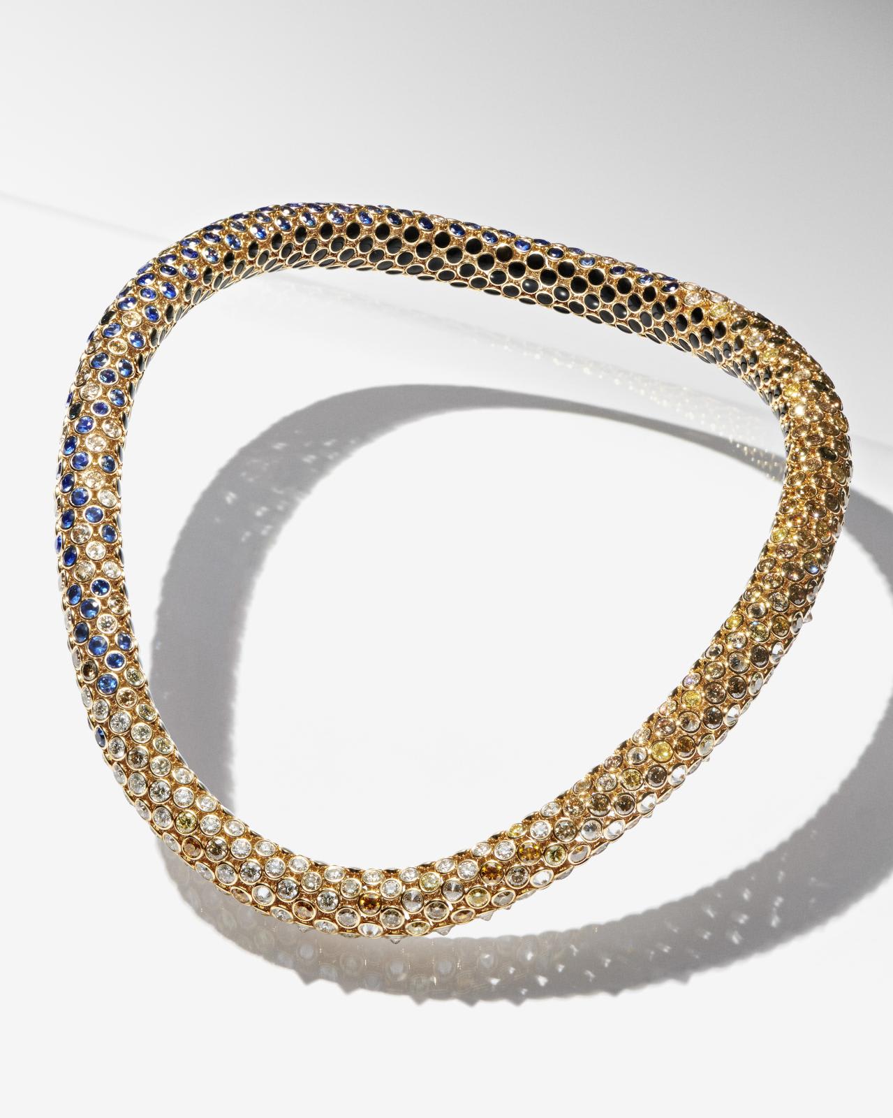 Timothee Chalamet wore a custom Cartier necklace at the world premiere ...