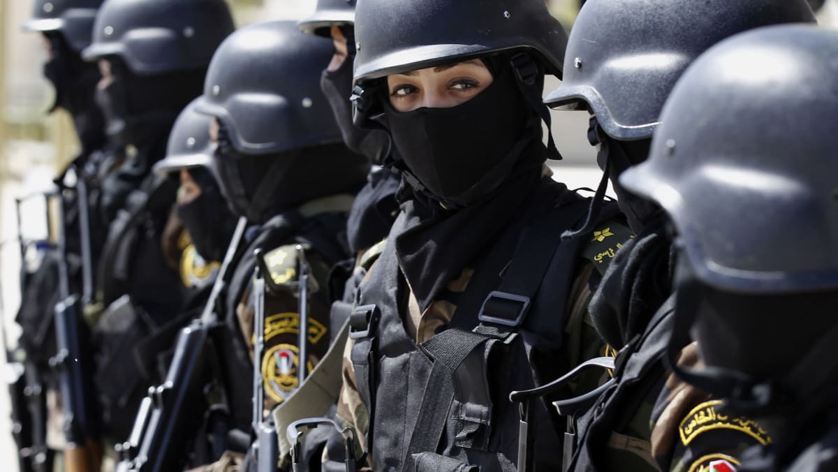 First women joining Palestinian commando unit - TODAY
