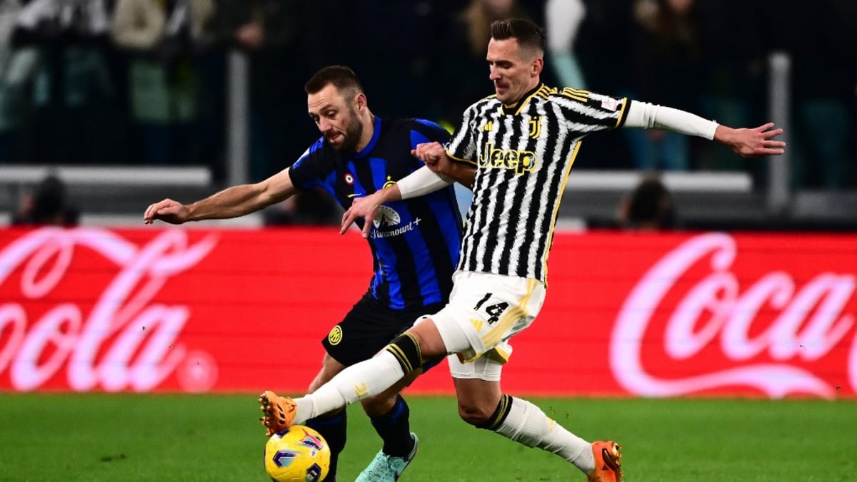 Inter and Juve battle for winter title as Serie A reaches midway point ...