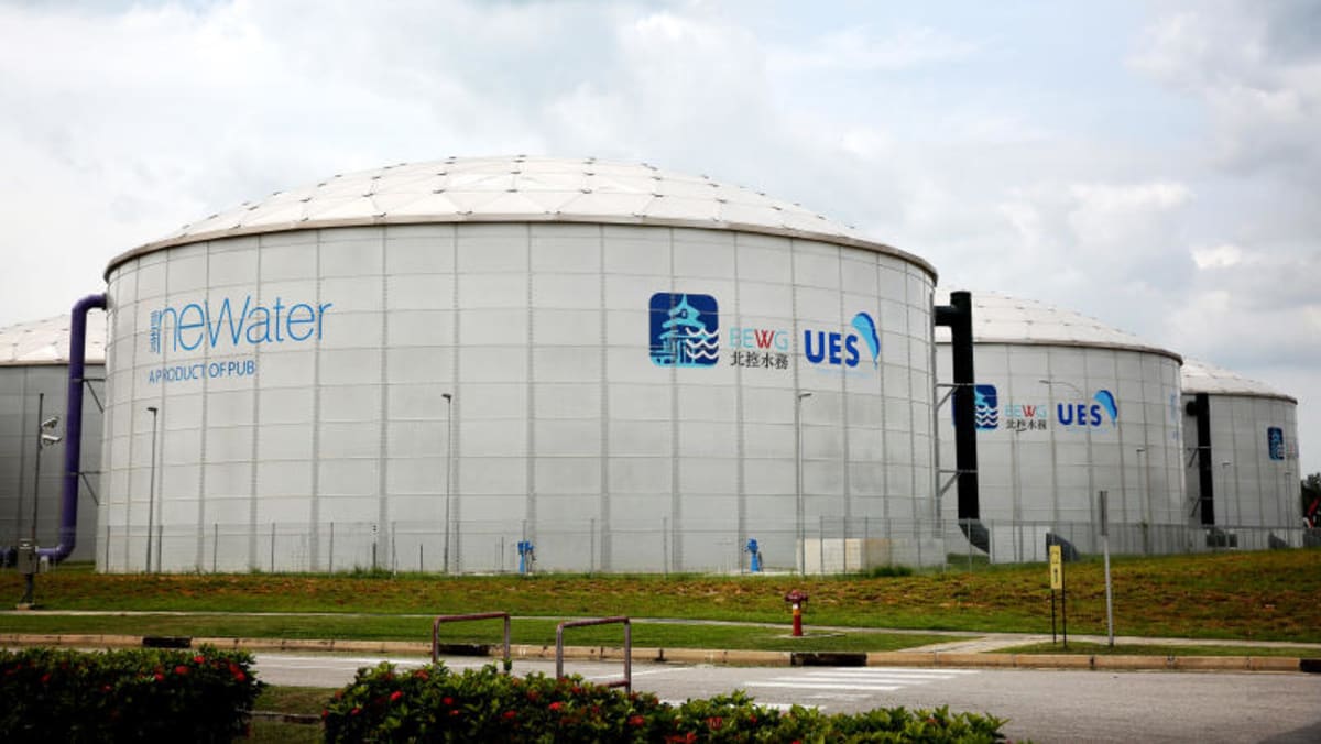 PUB eyes 2nd NEWater plant in Changi by 2016 - TODAY