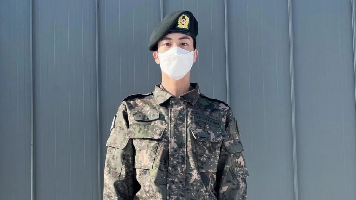 Jin of BTS completes basic military training, shares photos in uniform ... Jin of BTS completes basic military training, shares photos in uniform ...
