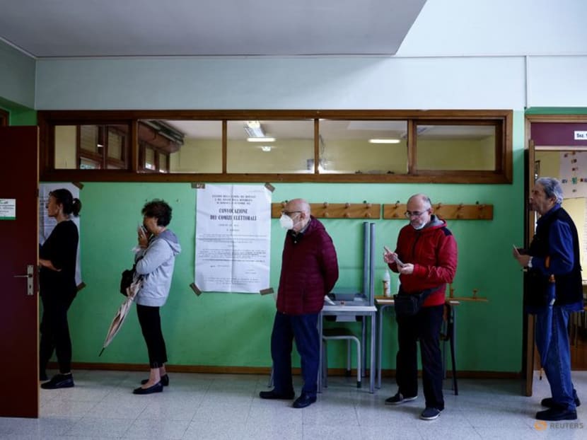 Factbox-Italy's election law favours coalitions, fewer seats up for ... Factbox-Italy's election law favours coalitions, fewer seats up for ...