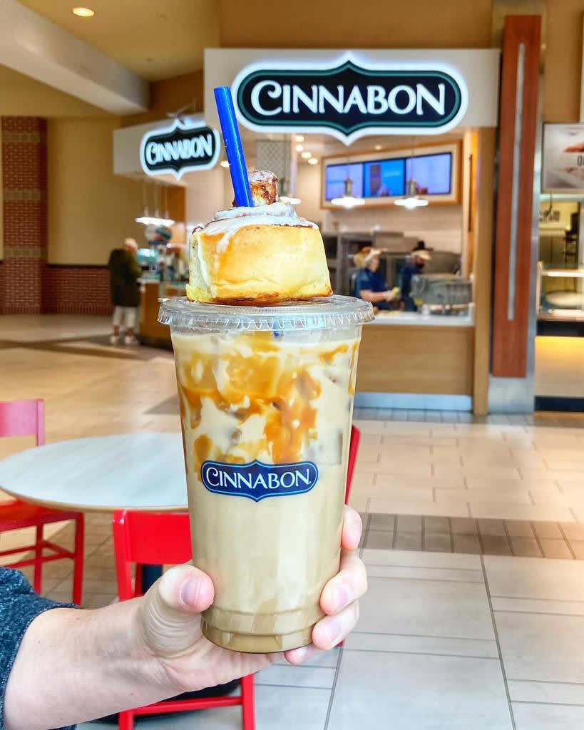 American Cinnamon Roll Chain Cinnabon Opening First S’pore Outlet - 8days