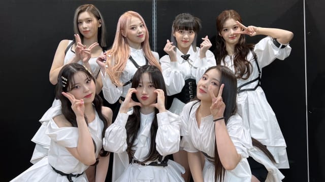 JYP太残忍？Jinni才退团5天，NMIXX官方IG就删光她痕迹！ - vibes by 8world