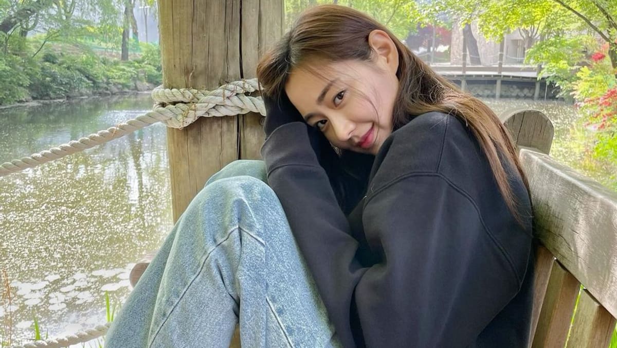 Singles Inferno 2s Shin Seul Ki To Make Acting Debut In School Based Thriller Pyramid Game