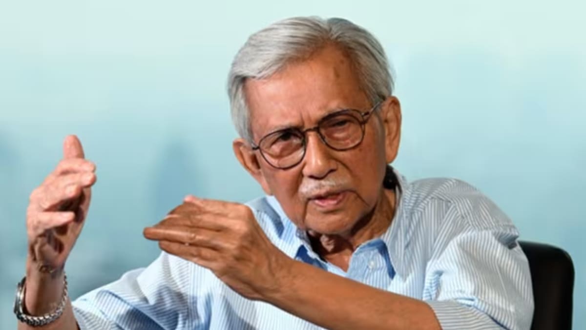 Mantan Menteri Kewangan Malaysia, Daim Zainuddin meninggal dunia pada ...