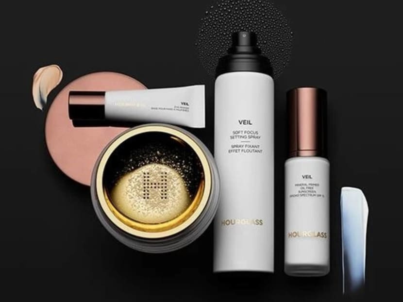 Here’s A Make-up Artist’s Best Tip For Looking Good In A Zoom Call, And ...