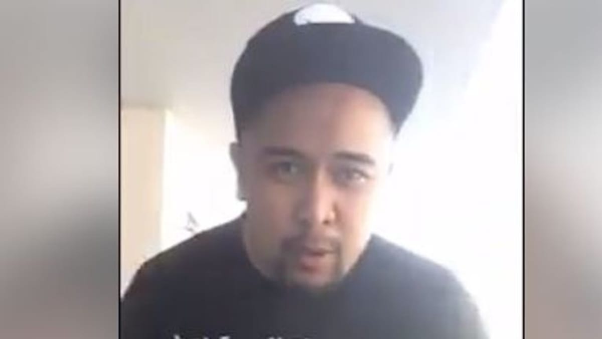 Seniman buat aduan polis terhadap Nick Mikhail - BERITA Mediacorp