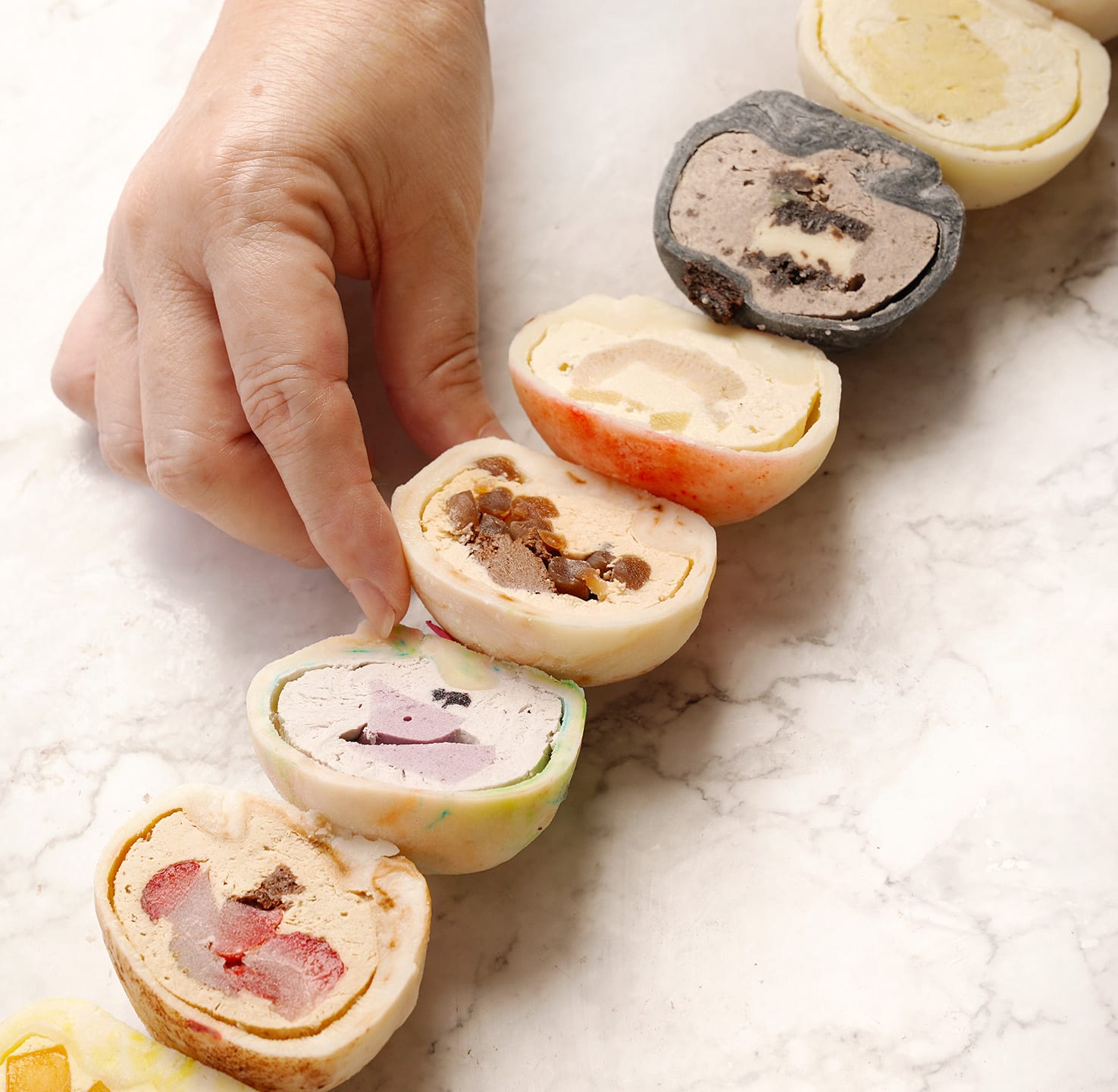 Viral "Chio Bu" Lok Lok Hawker Has New Mochi Biz With “Also Chio ...