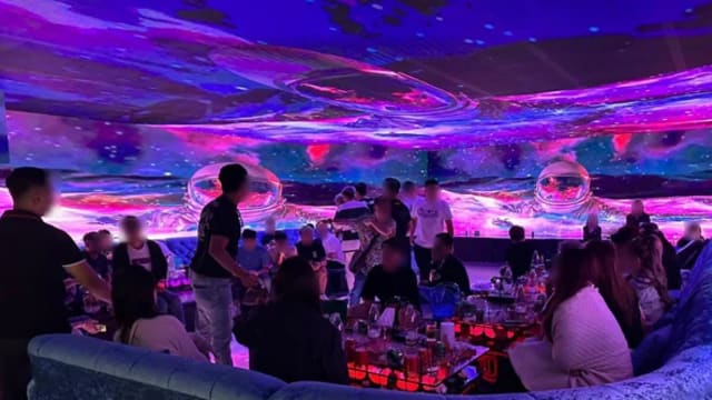 马国非法KTV设豪华包厢 2.5万令吉有女陪 还能自带毒品 - 8world