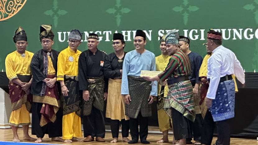 Seligi Tunggal sambut ulang tahun ke-60; lebarkan sayap lancarkan ... Seligi Tunggal sambut ulang tahun ke-60; lebarkan sayap lancarkan ...
