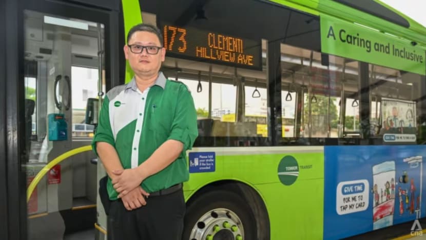 Bas awam pamer karya seni pelajar kurang daya intelek dalam usaha hakis ...