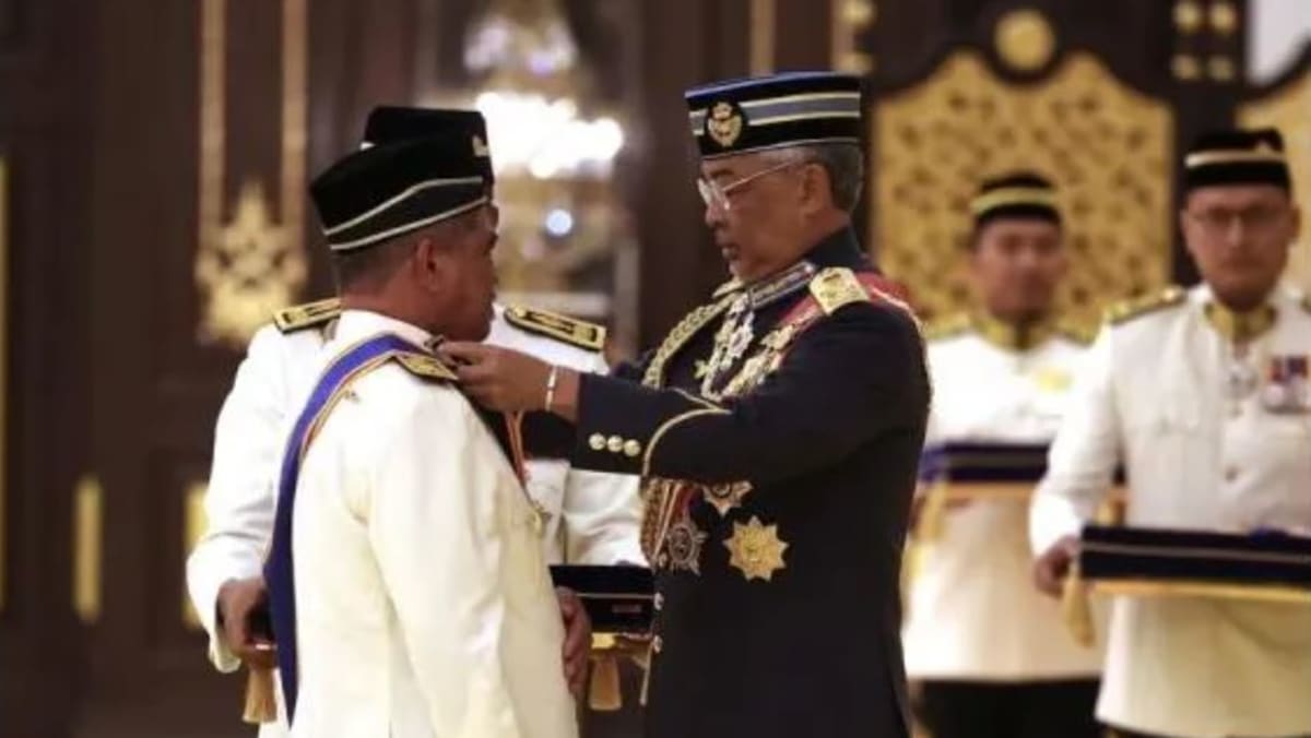 Mat Sabu kini bergelar 'Datuk Seri'; antara penerima pingat Hari ... Mat Sabu kini bergelar 'Datuk Seri'; antara penerima pingat Hari ...