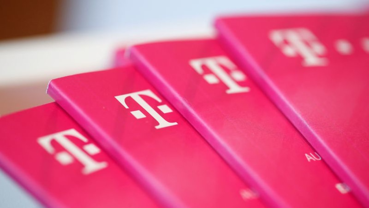 Deutsche Telekom to sell tower business to N. American consortium ...