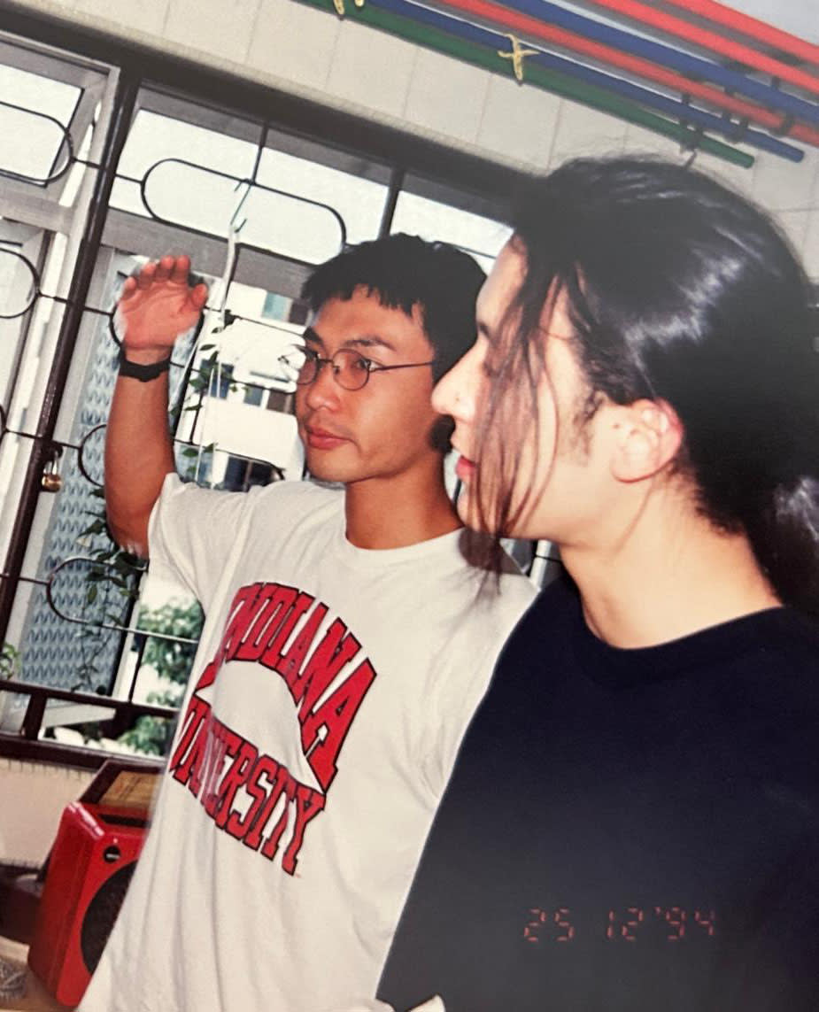 New Nasi Lemak Hawker Has Quintessentially S’porean Bromance With Tay ...