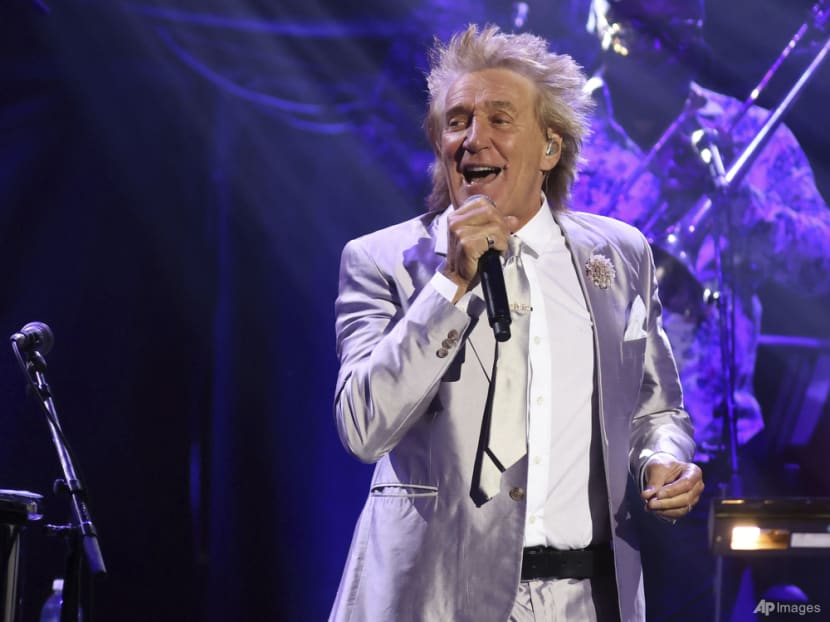 Rod Stewart performing in Singapore in March 2024 - CNA Lifestyle