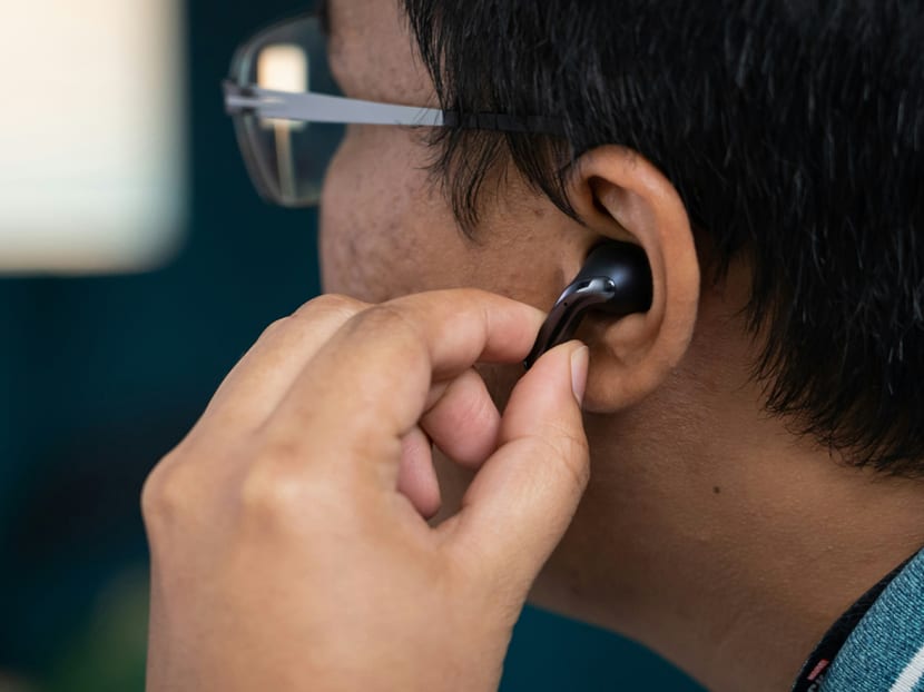 Commentary: I don't wear earbuds in public. Here's why you may want to ...