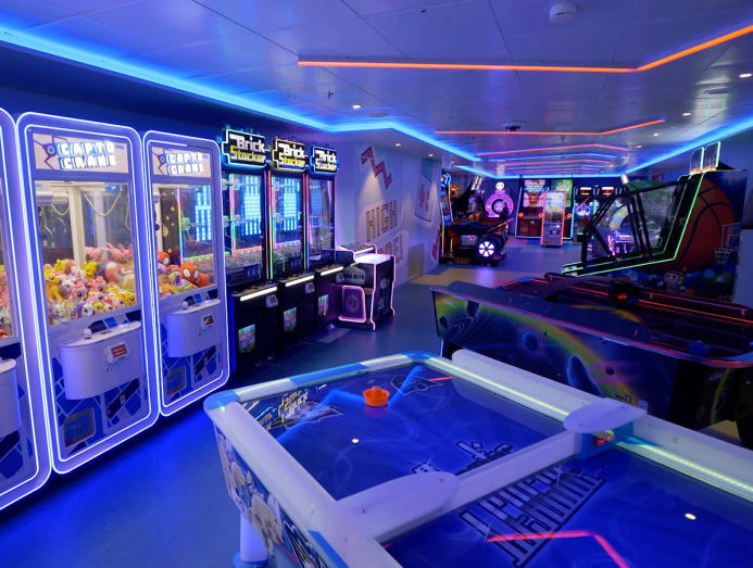 Royal Caribbean's Icon of the Seas: We stayed on the world's largest ...