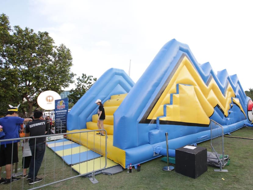 13 Photos From The Pokemon Carnival, Where Giant Lapras And Pikachu ...