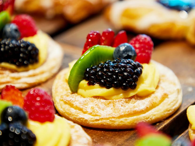 Customers Queue In Rain For French-American Pastries At Chic Muslim ...