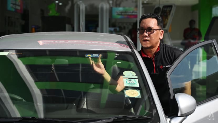 Singapore drivers can pay S$39 to collect VEP tag in Woodlands