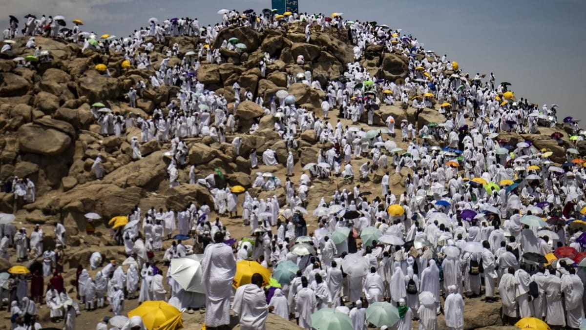 Saudi arrested after Israeli reporter sneaks into Mecca - TODAY