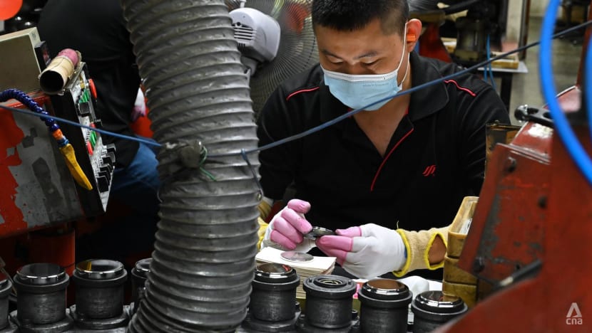 How the Singapore Mint makes commemorative coins - CNA