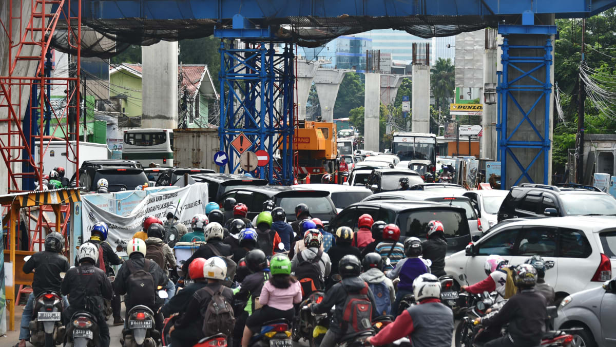 Indonesia living dangerously with S$478 billion infrastructure drive ...