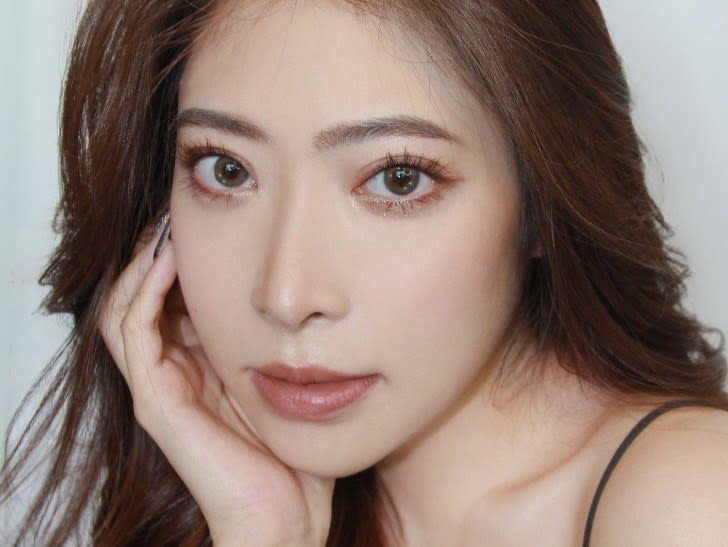 Heylens: Meet the three female founders of this Singapore coloured contact lenses brand - CNA ...