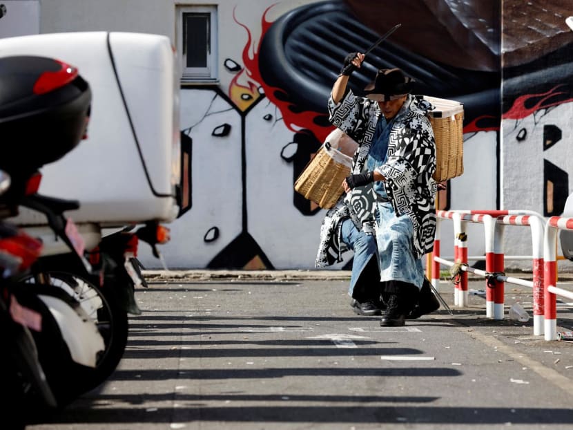 Samurai trash collectors clean Tokyo streets after Halloween revels - TODAY