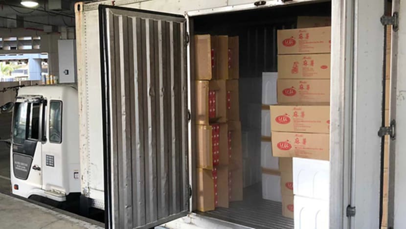 3,500 karton rokok tanpa cukai dalam lori sejuk beku dirampas di Pusat ...