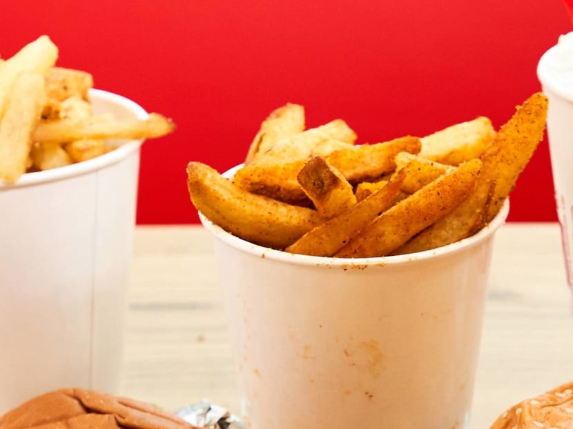 Sneak Peek: US Burger Chain Five Guys Opens First S’pore Outlet With $9 ...