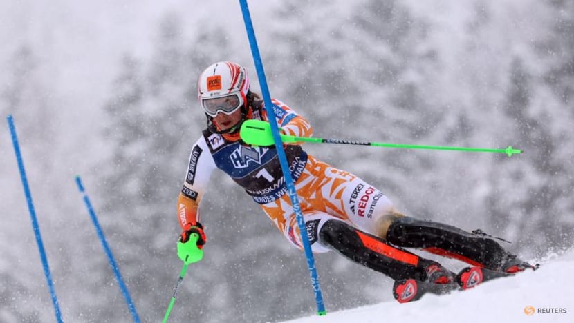 Alpine skiing-Vlhova wins World Cup slalom in Slovenia, Shiffrin suffers mishap - CNA