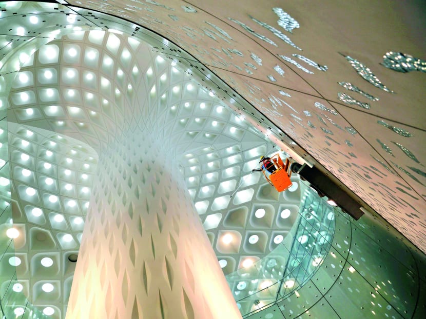 Mumbai unveils new airport terminal - TODAY