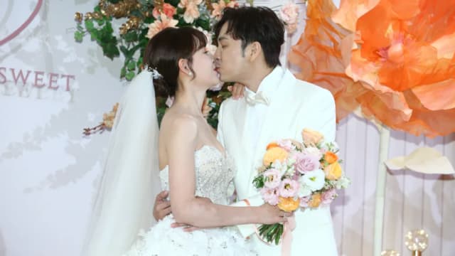 婚礼席开36桌 张书伟深吻谢京颖24秒 - vibes by 8world