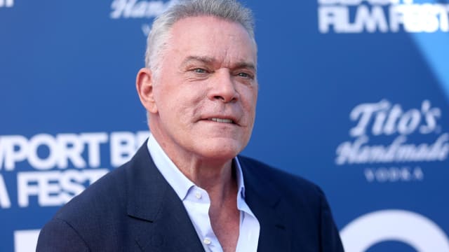 “Goodfellas”Raymond Liotta睡梦中离世 真正死因曝光！ - vibes by 8world