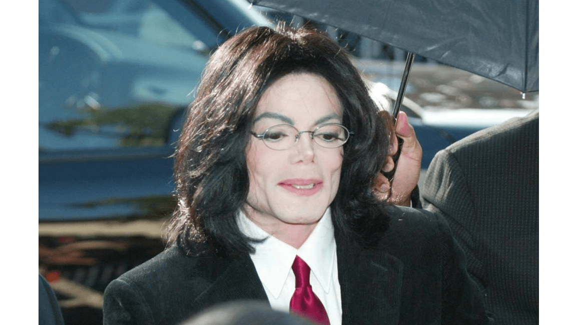 Michael Jackson's family release their own documentary - 8days