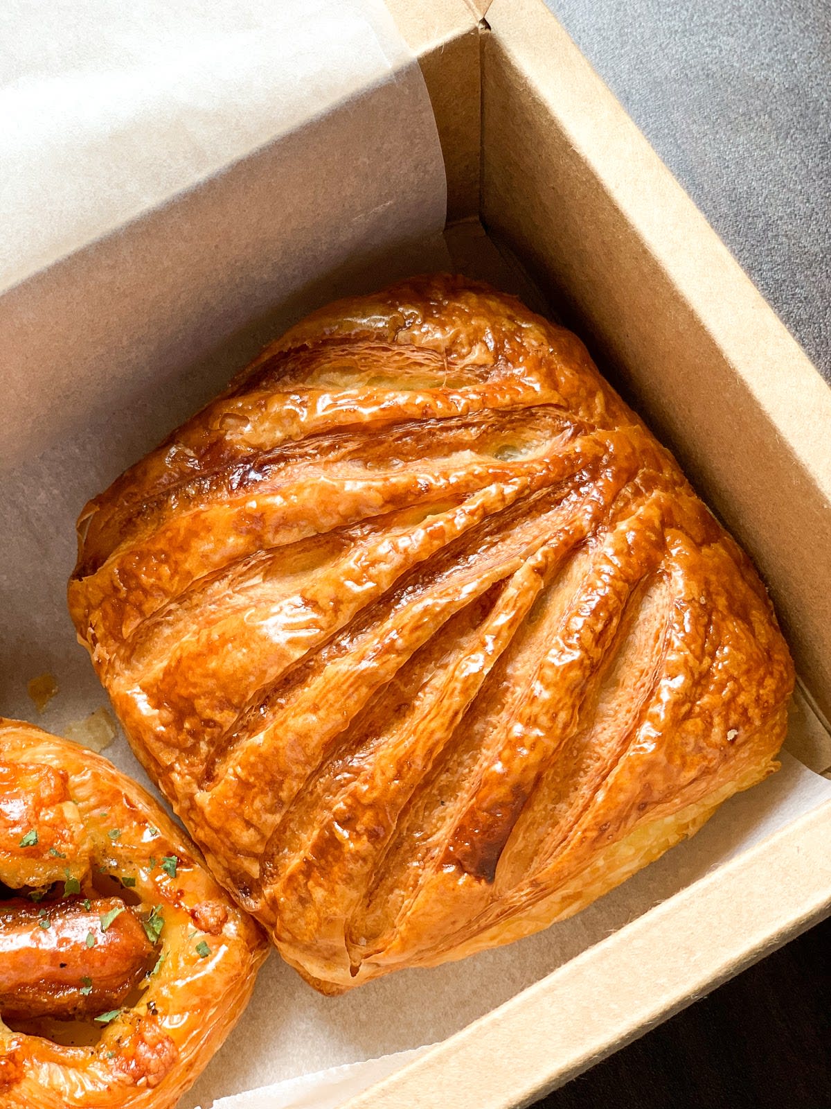 Is BreadTalk’s New Bubble Tea Cafe Charlie Tea Worth A Visit? - 8days