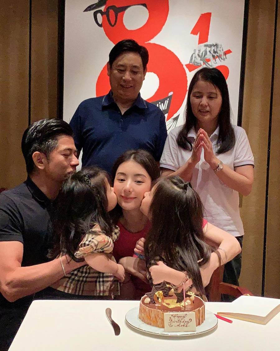 Aaron Kwok, 56, Posts Pic With Family, Including His Father-In-Law ...