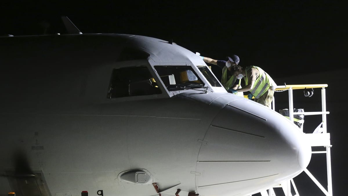 Ground crew work nights to keep MH370 search aloft - TODAY