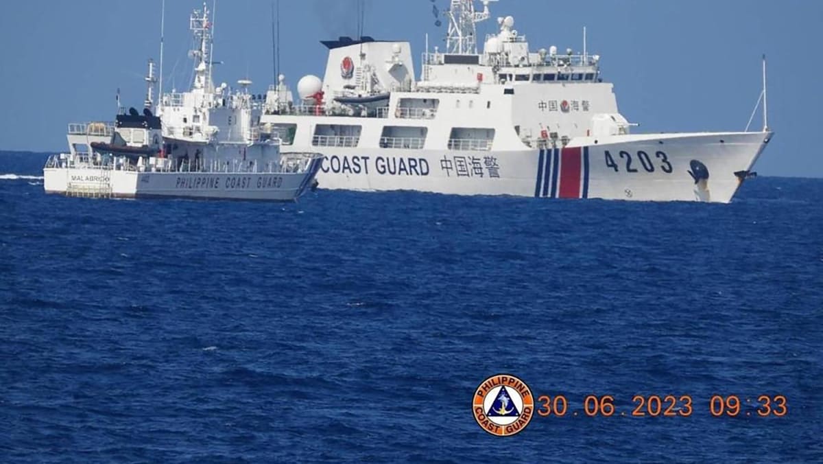 Philippine Coast Guard Accuses Chinese Boats Of Dangerous Manoeuvres