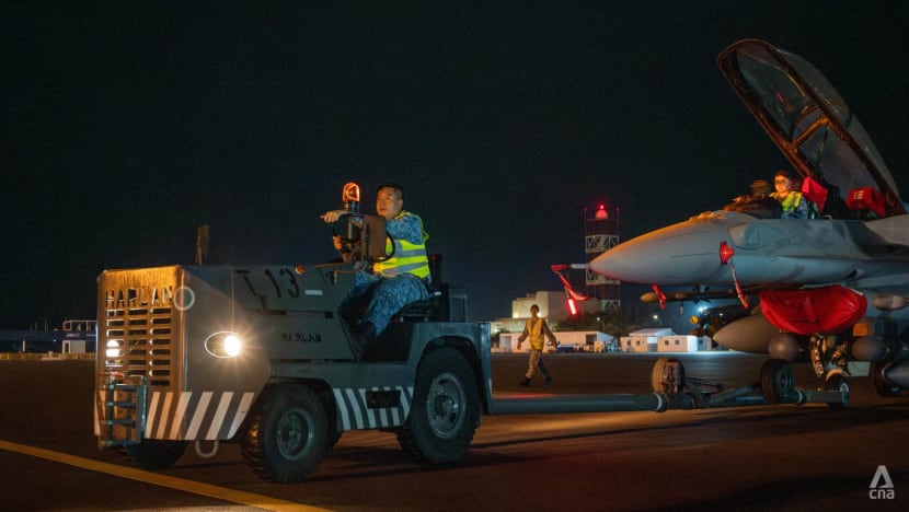 Behind the scenes: How RSAF tows its aircraft to the Singapore Airshow ...