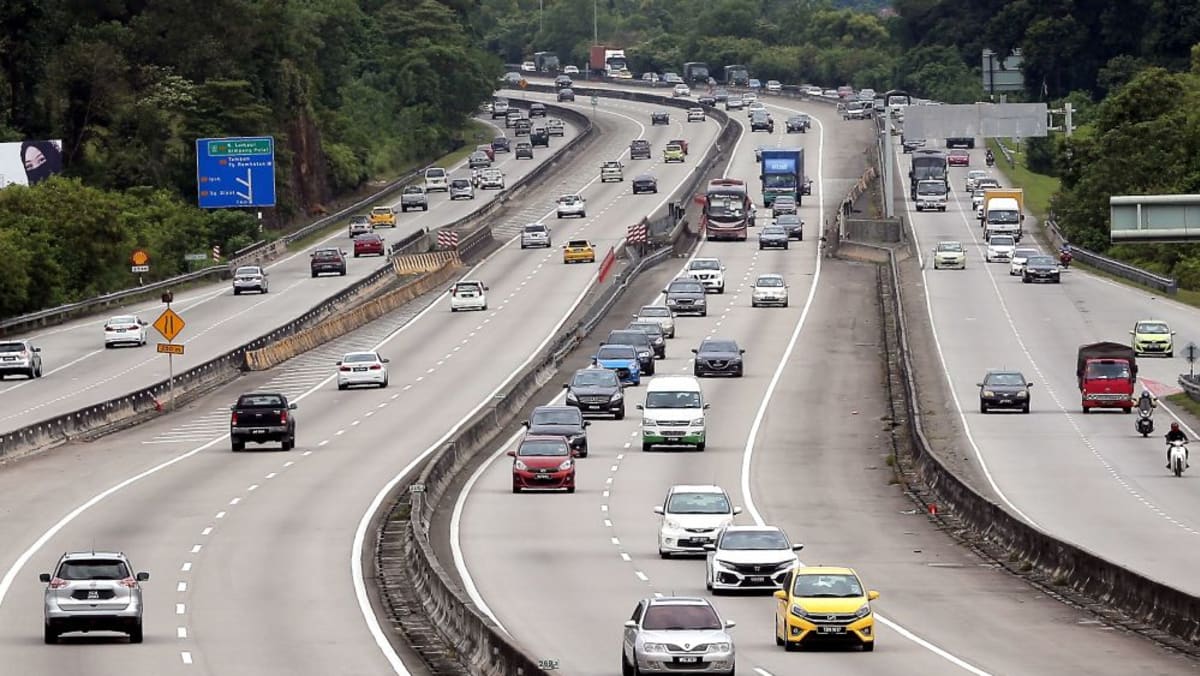 Putrajaya freezes toll rates for all highways - TODAY