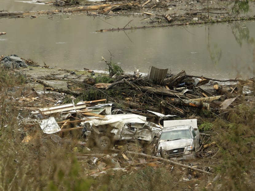 Weary mudslide rescuers battle rain, exhaustion - TODAY
