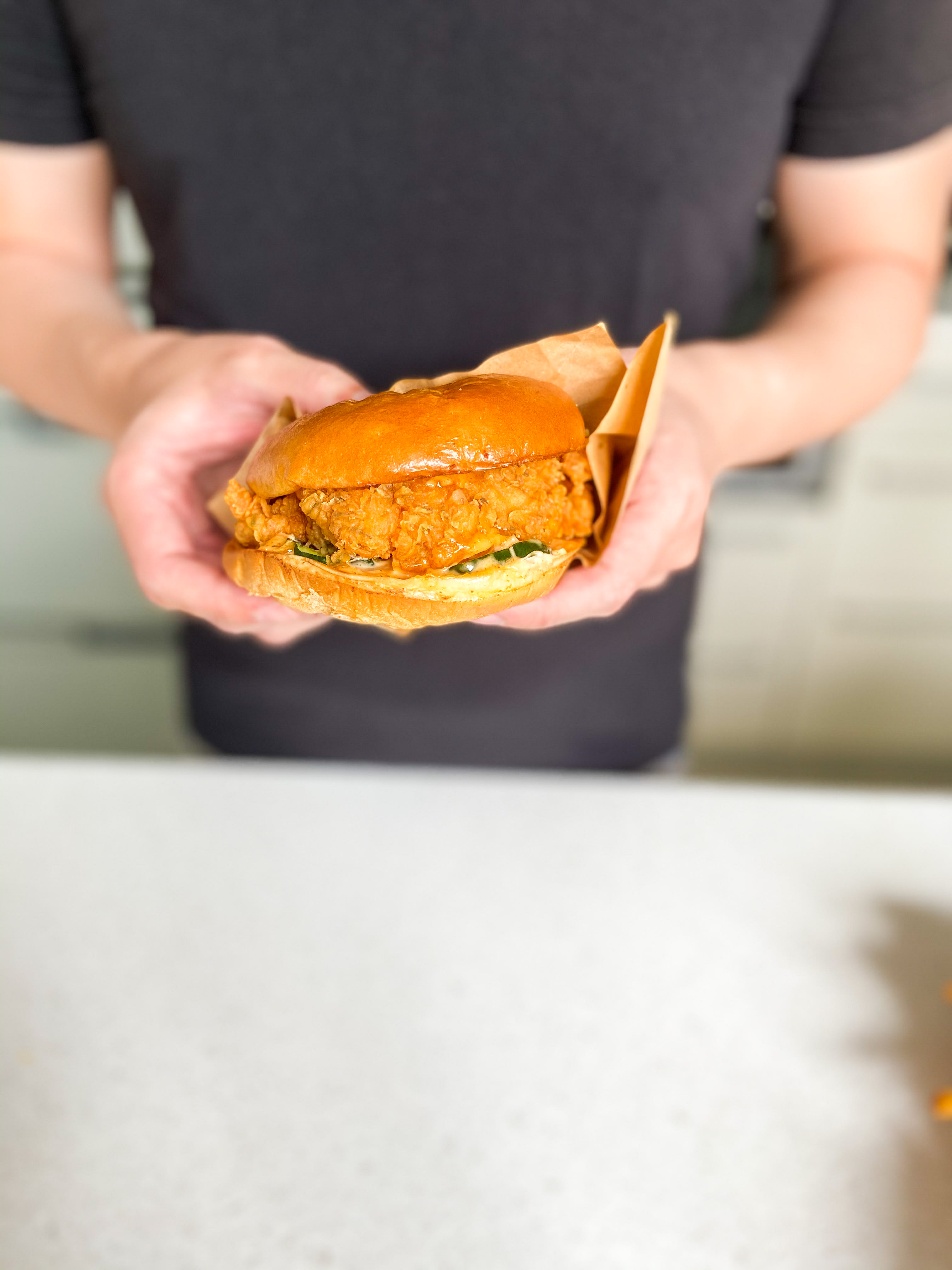 Popeyes’ Chicken Sarnie Caused Crazy Queues In The US & It’s Coming To ...