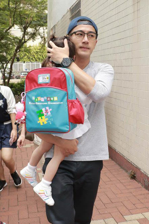 Veteran Actor Lau Dan Is Furious That His Son Hawick Lau Is Getting ...