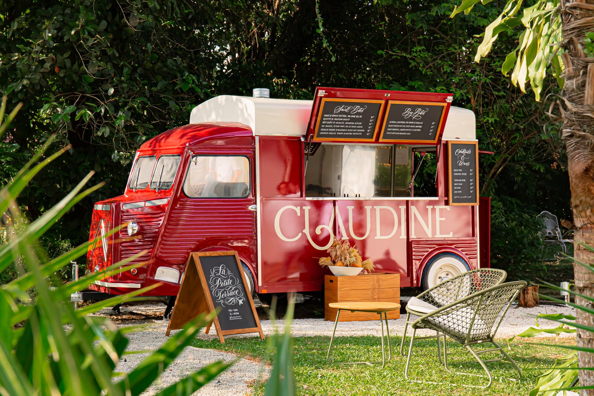 French Restaurant Claudine’s Cute Vintage Food Truck Serves Gourmet ...